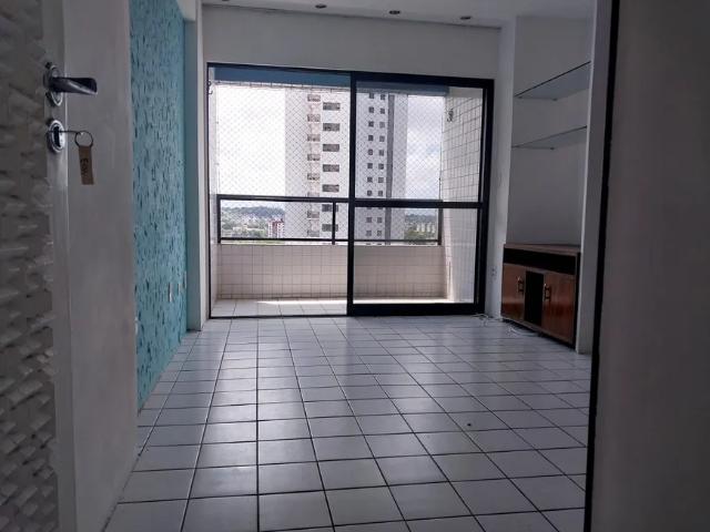 Apartamento com 3 Quartos e 3 banheiros à Venda, 63 m² por R$ 370.000