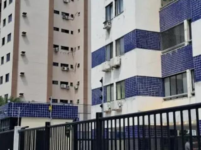 Apartamento com 3 Quartos e 3 banheiros à Venda, 67 m² por R$ 310.000