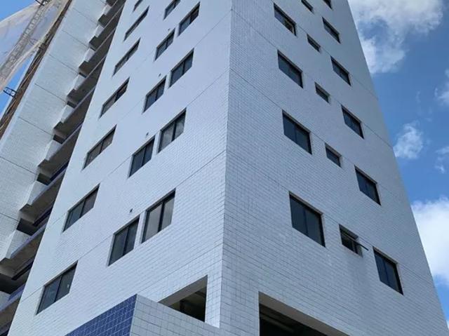 Apartamento com 3 Quartos e 3 banheiros à Venda, 65 m² por R$ 380.000