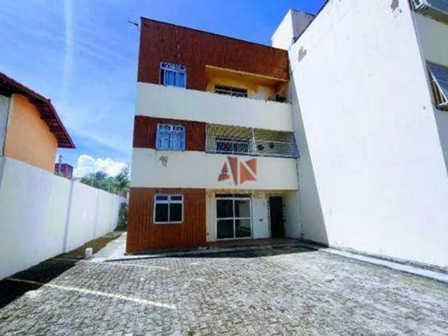 Apartamento com 3 Quartos e 3 banheiros à Venda, 69 m² por R$ 99.000