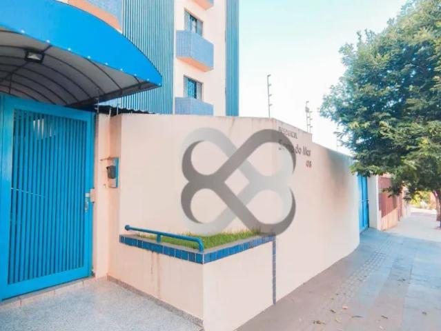 Apartamento com 3 Quartos e 3 banheiros à Venda, 70 m² por R$ 270.000