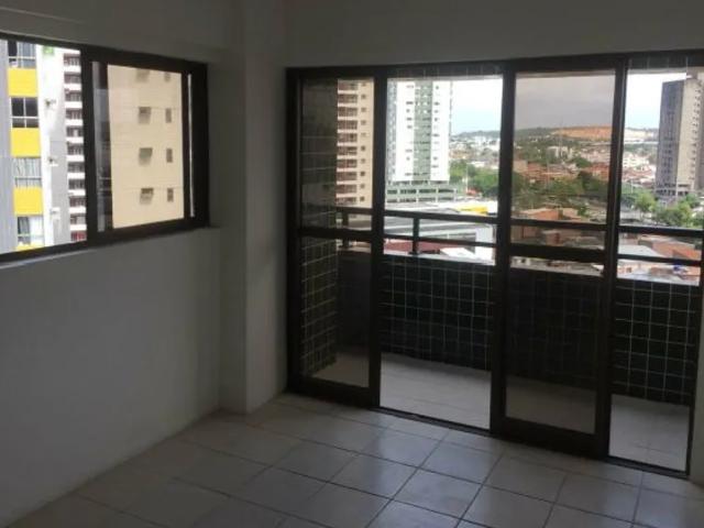Apartamento com 3 Quartos e 3 banheiros à Venda, 72 m² por R$ 490.000