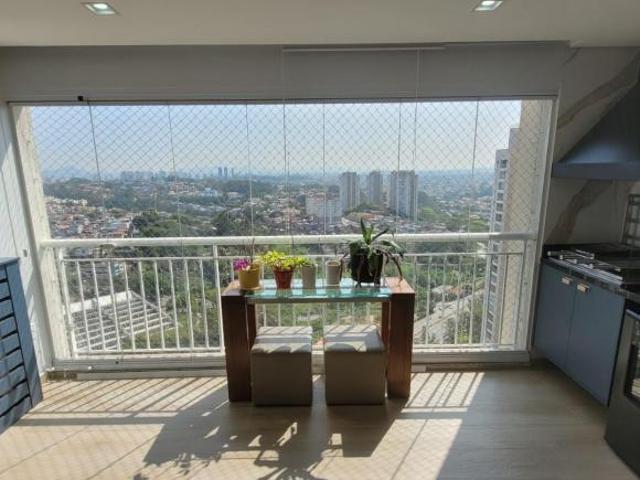 Apartamento com 3 Quartos e 3 banheiros à Venda, 95 m² por R$ 940.000