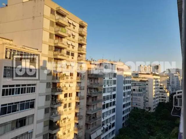 Apartamento com 3 Quartos e 3 banheiros à Venda, 98 m² por R$ 1.240.000