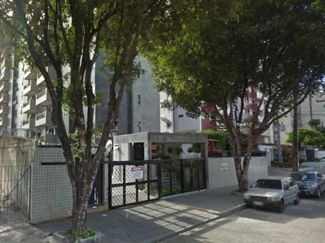 Apartamento com 3 Quartos e 3 banheiros à Venda, 100 m² por R$ 490.000