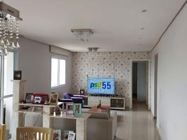 Apartamento com 3 Quartos e 3 banheiros à Venda, 107 m² por R$ 925.000