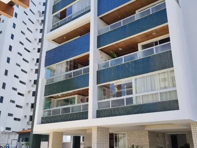 Apartamento com 3 Quartos e 3 banheiros à Venda, 108 m² por R$ 645.000