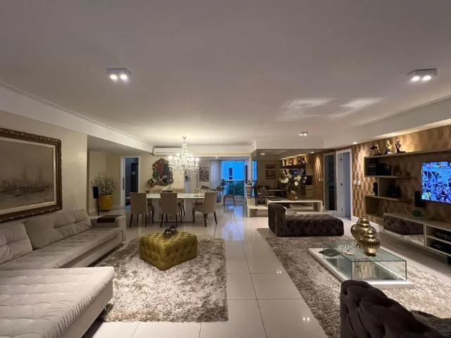 Apartamento com 3 Quartos e 3 banheiros à Venda, 110 m² por R$ 948.000