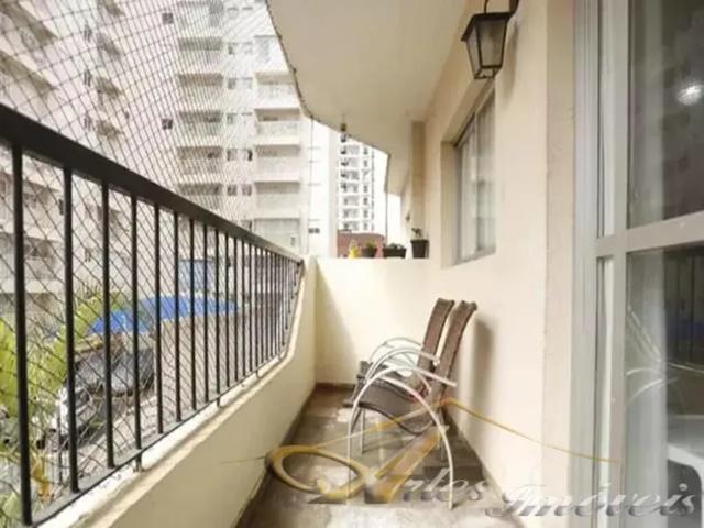 Apartamento com 3 Quartos e 3 banheiros à Venda, 110 m² por R$ 970.000
