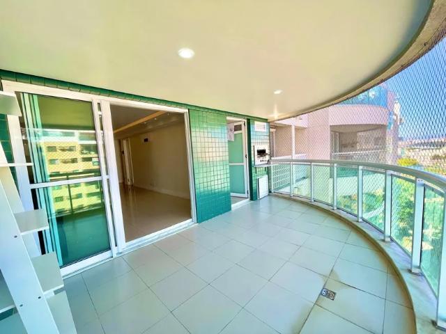 Apartamento com 3 Quartos e 3 banheiros à Venda, 112 m² por R$ 1.215.000