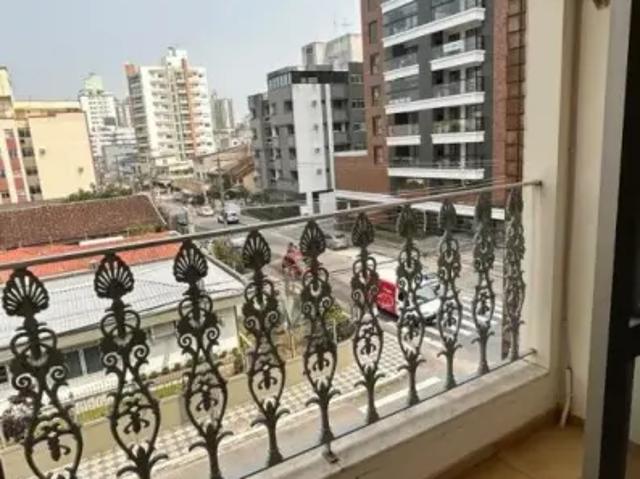 Apartamento com 3 Quartos e 3 banheiros à Venda, 122 m² por R$ 846.000