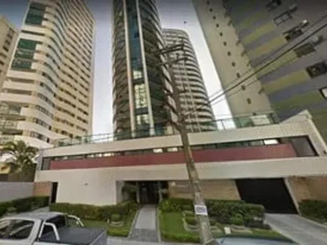 Apartamento com 3 Quartos e 3 banheiros à Venda, 125 m² por R$ 820.000