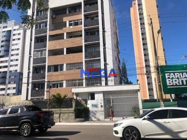 Apartamento com 3 Quartos e 3 banheiros à Venda, 138 m² por R$ 480.000