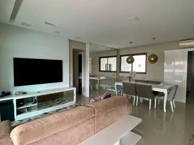 Apartamento com 3 Quartos e 3 banheiros à Venda, 142 m² por R$ 1.599.000