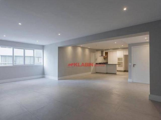 Apartamento com 3 Quartos e 3 banheiros à Venda, 149 m² por R$ 2.150.000