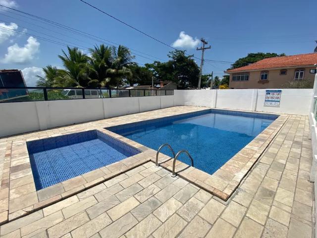 Apartamento com 3 Quartos e 3 banheiros à Venda, 150 m² por R$ 180.000