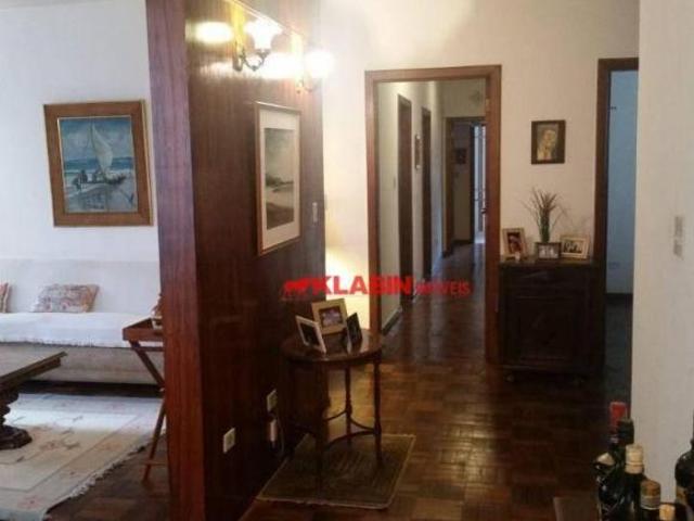 # Apartamento com 3 Quartos e 3 banheiros à Venda, 190 m² por R$ 1.550.000