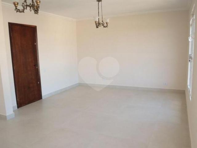 Apartamento com 3 quartos e 105 m² à venda em Cabral