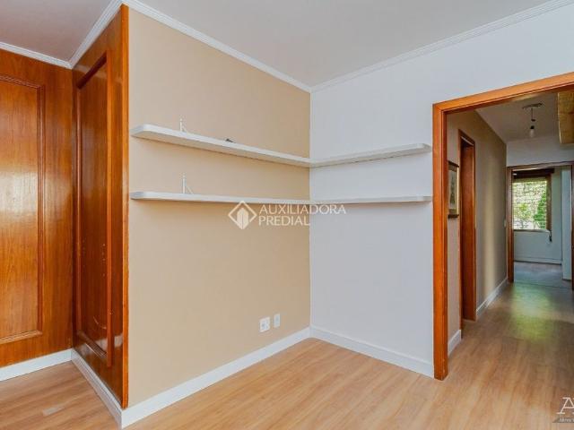 Apartamento com 3 quartos e 105m² para alugar em Petrópolis, Porto Alegre