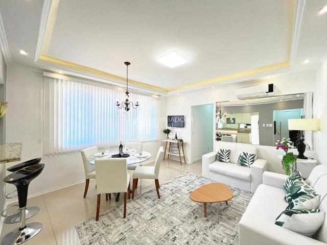 Apartamento com 3 quartos e 108m² para alugar em Centro Histórico, Porto Alegre