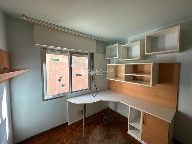 Apartamento com 3 quartos e 109m² para alugar em Cristo Redentor, Porto Alegre