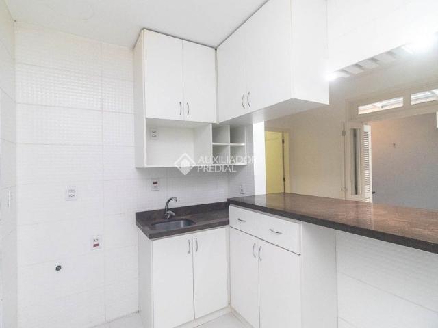 Apartamento com 3 quartos e 100m² para alugar em Moinhos de Vento, Porto Alegre