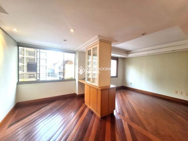 Apartamento com 3 quartos e 114m² para alugar em Independência, Porto Alegre