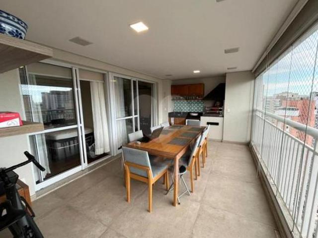 Apartamento com 3 quartos e 115 m² à venda em Chácara Inglesa