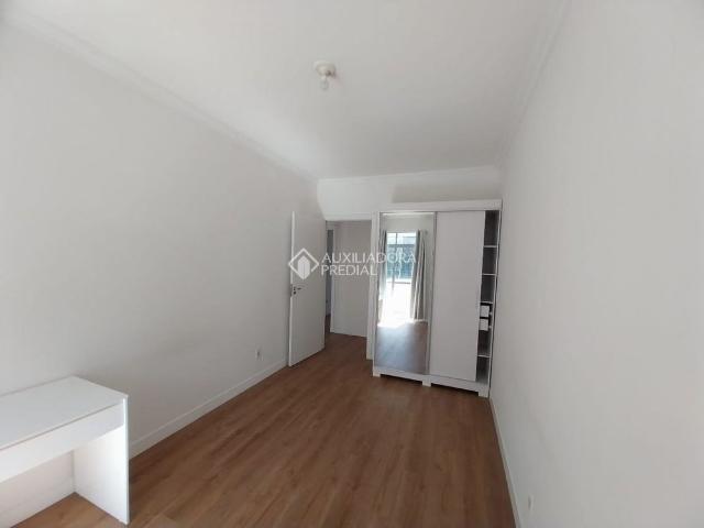 Apartamento com 3 quartos e 118m² para alugar em Córrego Grande, Florianópolis