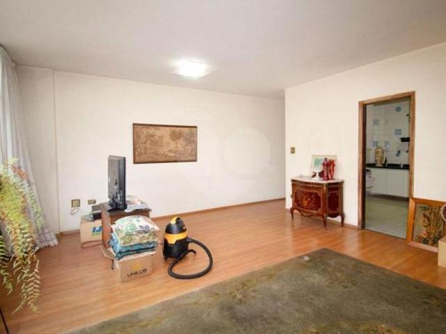 Apartamento com 3 quartos e 112 m² à venda em Pinheiros