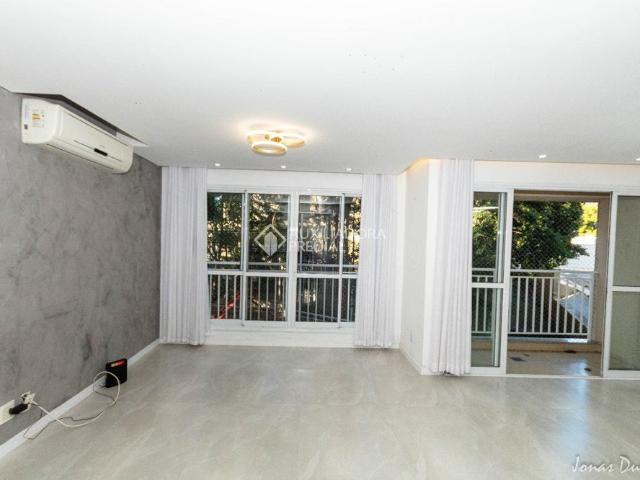 Apartamento com 3 quartos e 113m² para alugar em Centro, Canoas