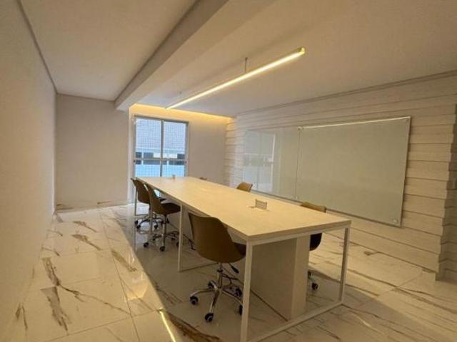 Apartamento com 3 quartos e 124 m² à venda em Aviação