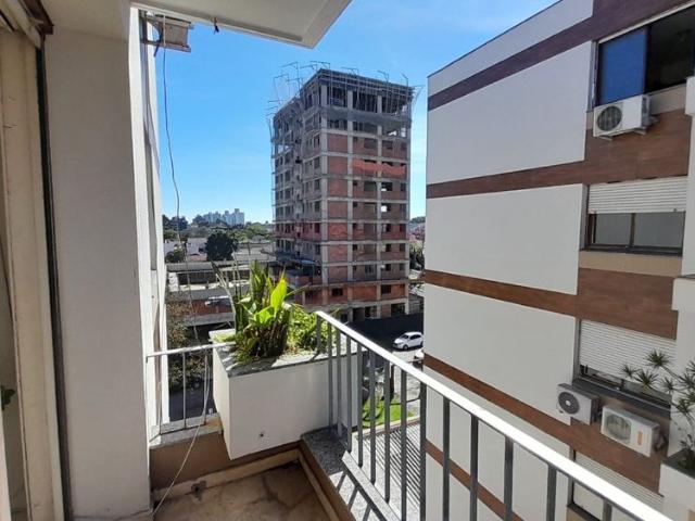 Apartamento com 3 quartos e 129m² para alugar em Jardim Lindóia, Porto Alegre