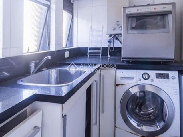 Apartamento com 3 quartos e 120m² para alugar em Bela Vista, Porto Alegre