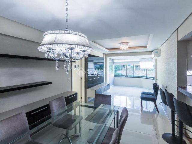 Apartamento com 3 quartos e 120m² para alugar em Bela Vista, Porto Alegre
