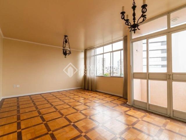 Apartamento com 3 quartos e 120m² para alugar em Bom Fim, Porto Alegre
