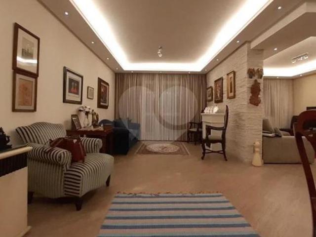 Apartamento com 3 quartos e 130 m² à venda em Consolação