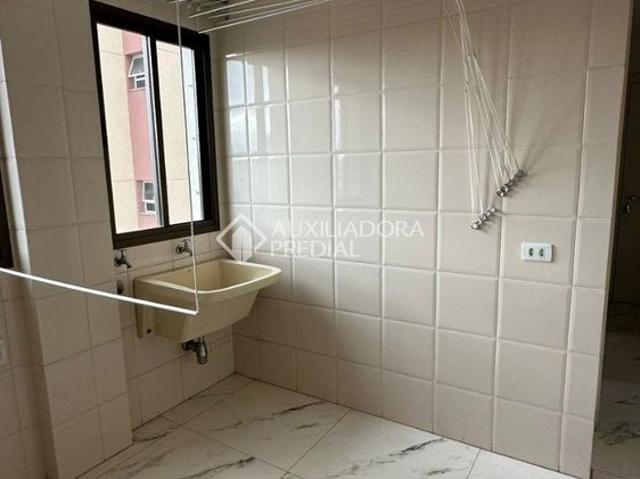 Apartamento com 3 quartos e 140m² para alugar em Vila Assunção, Santo André