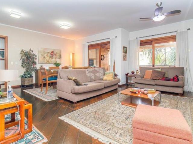 Apartamento com 3 quartos e 155m² à venda em Bela Vista, Porto Alegre