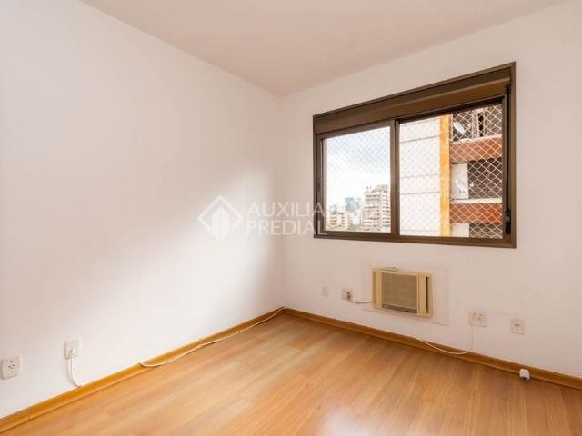 Apartamento com 3 quartos e 158m² para alugar em Moinhos de Vento, Porto Alegre