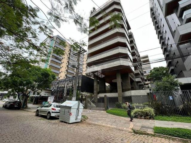 Apartamento com 3 quartos e 169m² à venda em Moinhos de Vento, Porto Alegre