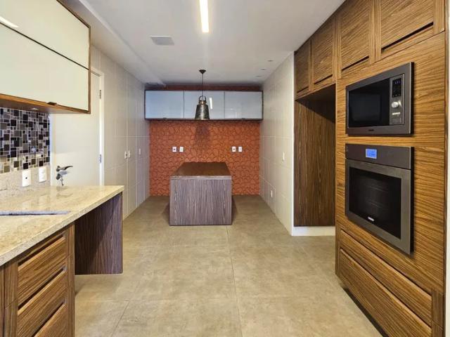 Apartamento com 3 Quartos e 189m² para venda e locação no bairro Taquaral em Campinas