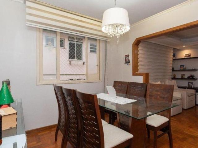 Apartamento com 3 quartos e 1 vaga à venda em Rio Branco, Porto Alegre
