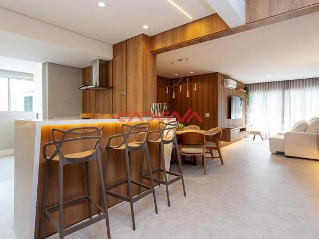 Apartamento com 3 quartos e 1 vaga à venda no Bigorrilho