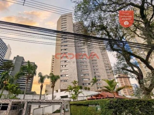 Apartamento com 3 quartos e 1 vaga à venda no Bigorrilho