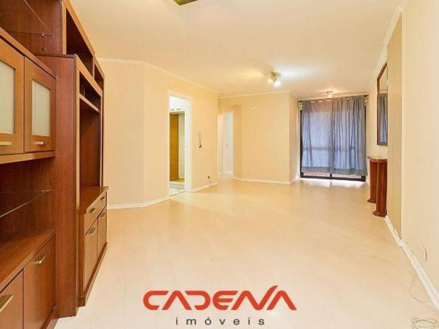 Apartamento com 3 quartos e 1 vaga à venda no Bigorrilho