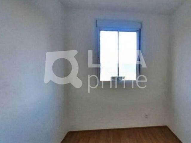 APARTAMENTO COM 3 QUARTOS E 1 VAGA DE GARAGEM À VENDA NA VILA MARIA BAIXA