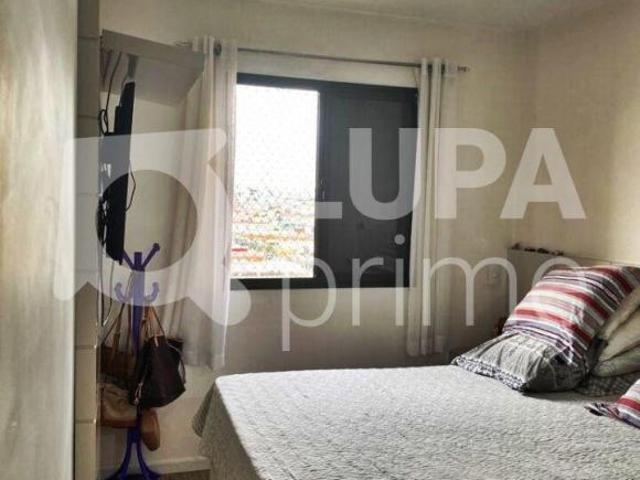 APARTAMENTO COM 3 QUARTOS E 1 VAGA DE GARAGEM À VENDA NA VILA MARIA BAIXA