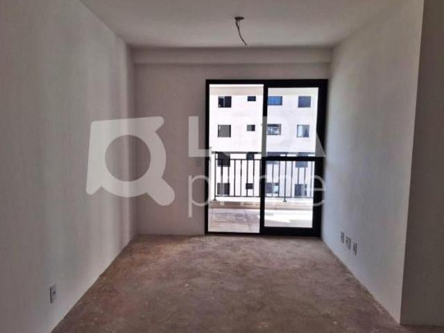 APARTAMENTO COM 3 QUARTOS E 1 VAGA DE GARAGEM À VENDA NO IMIRIM