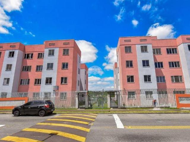 Apartamento com 3 Quartos e 1 Vaga de Garagem no Pinheirinho